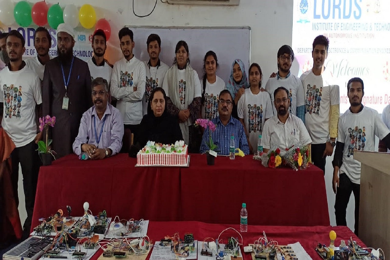 ECE-Project Expo and Signature Day - Lords Institute of Engineering and ...