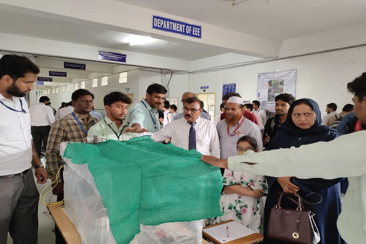 Project Expo - 2K22 (EEE) - Lords Institute of Engineering and Technology