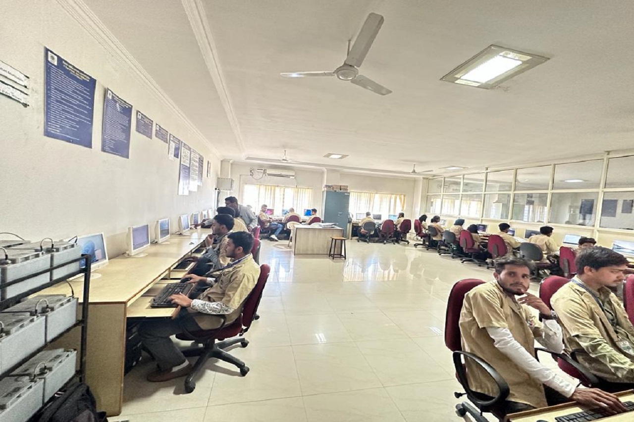 ECE-Infastructure - Lords Institute of Engineering and Technology