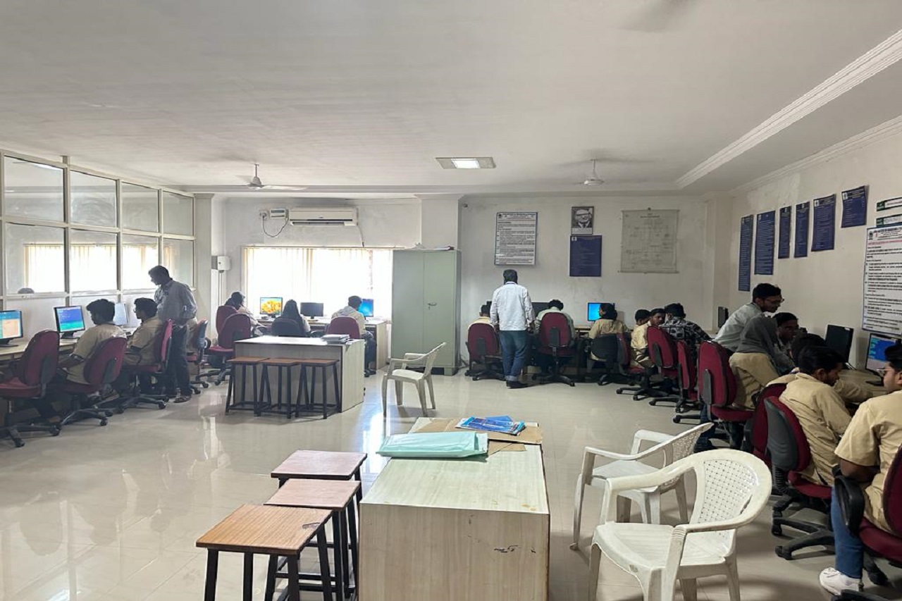 ECE-Infastructure - Lords Institute of Engineering and Technology